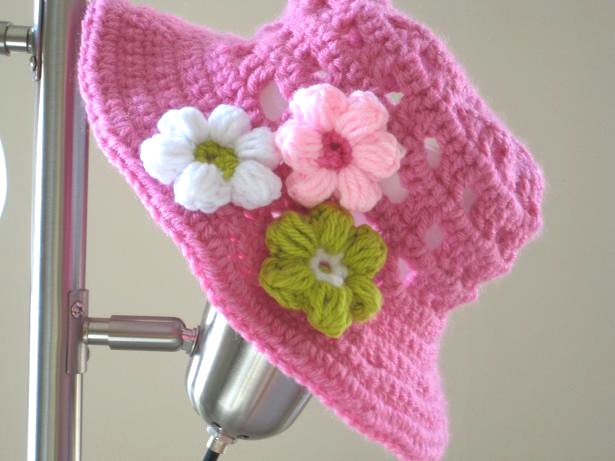 Sun Hat Pattern with Flowers, Daisy Sun Hat - Crochet Dreamz