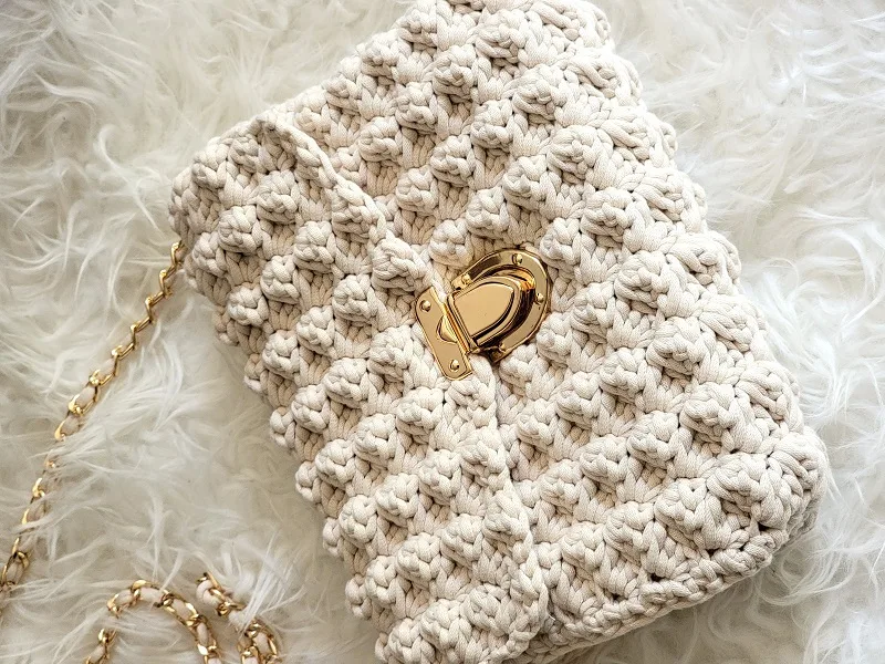 Crochet Purse Pattern (FREE) - Crochet Dreamz