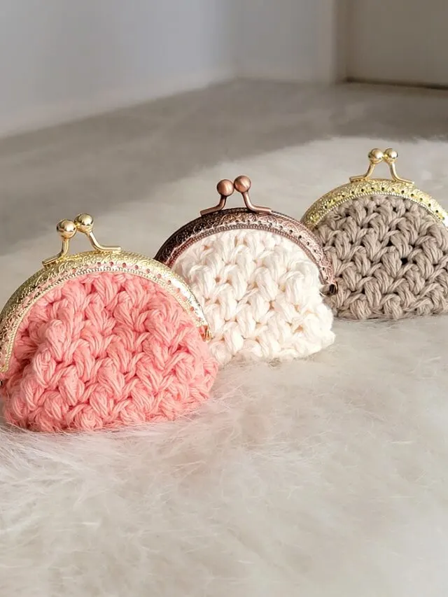 Easy Crochet Coin Purse Pattern (FREE) - Crochet Dreamz