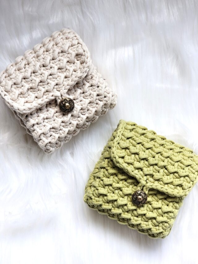 Trifold Crochet Wallet Pattern Made from 1 Flat Piece