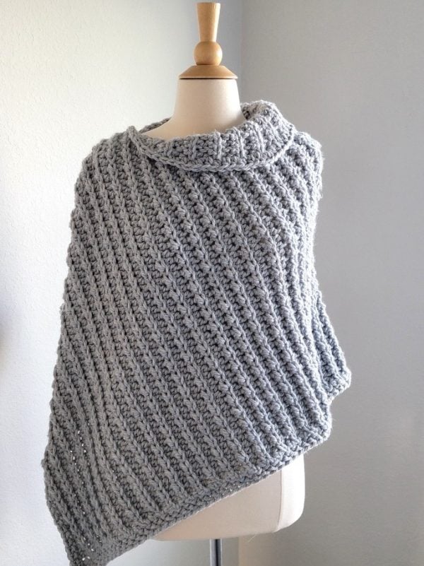 Chunky Crochet Poncho Free Pattern - Crochet Dreamz